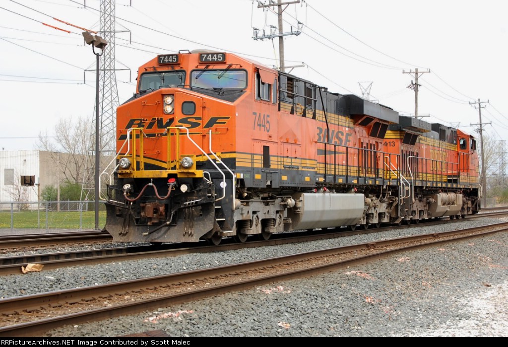 BNSF 7445 & 4413